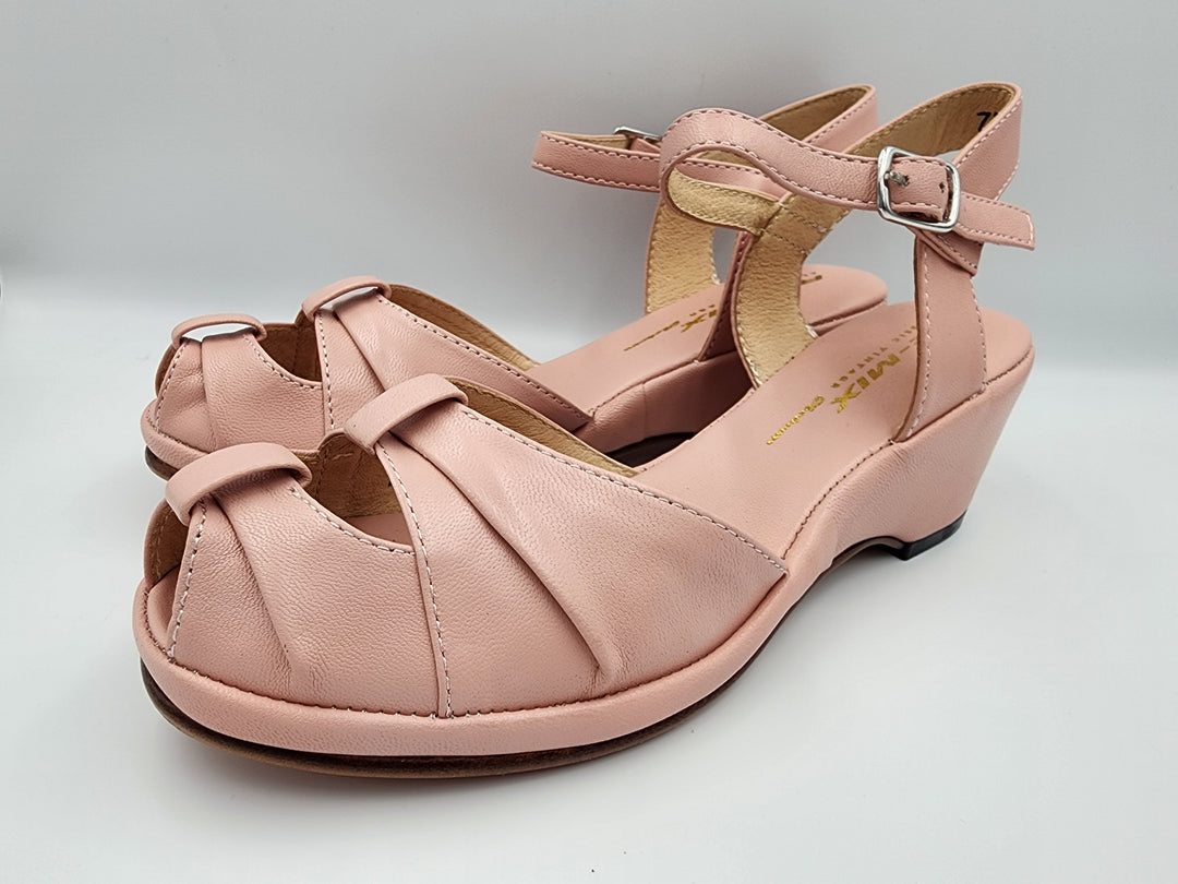 Remix Shoes – Bop Jonnys